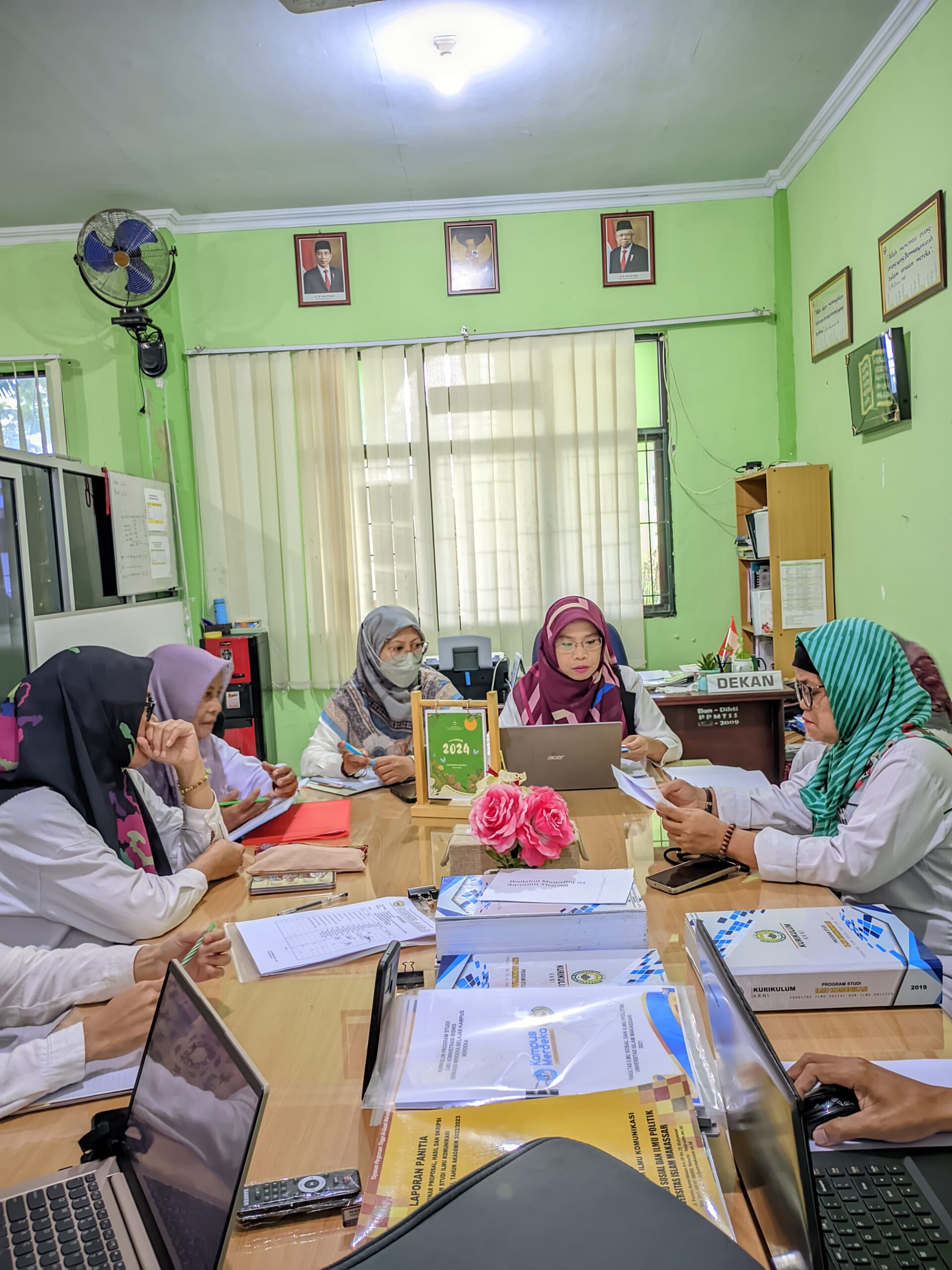 UNIVERSITAS ISLAM MAKASSAR (UIM) - KAMPUS QUR’ANI