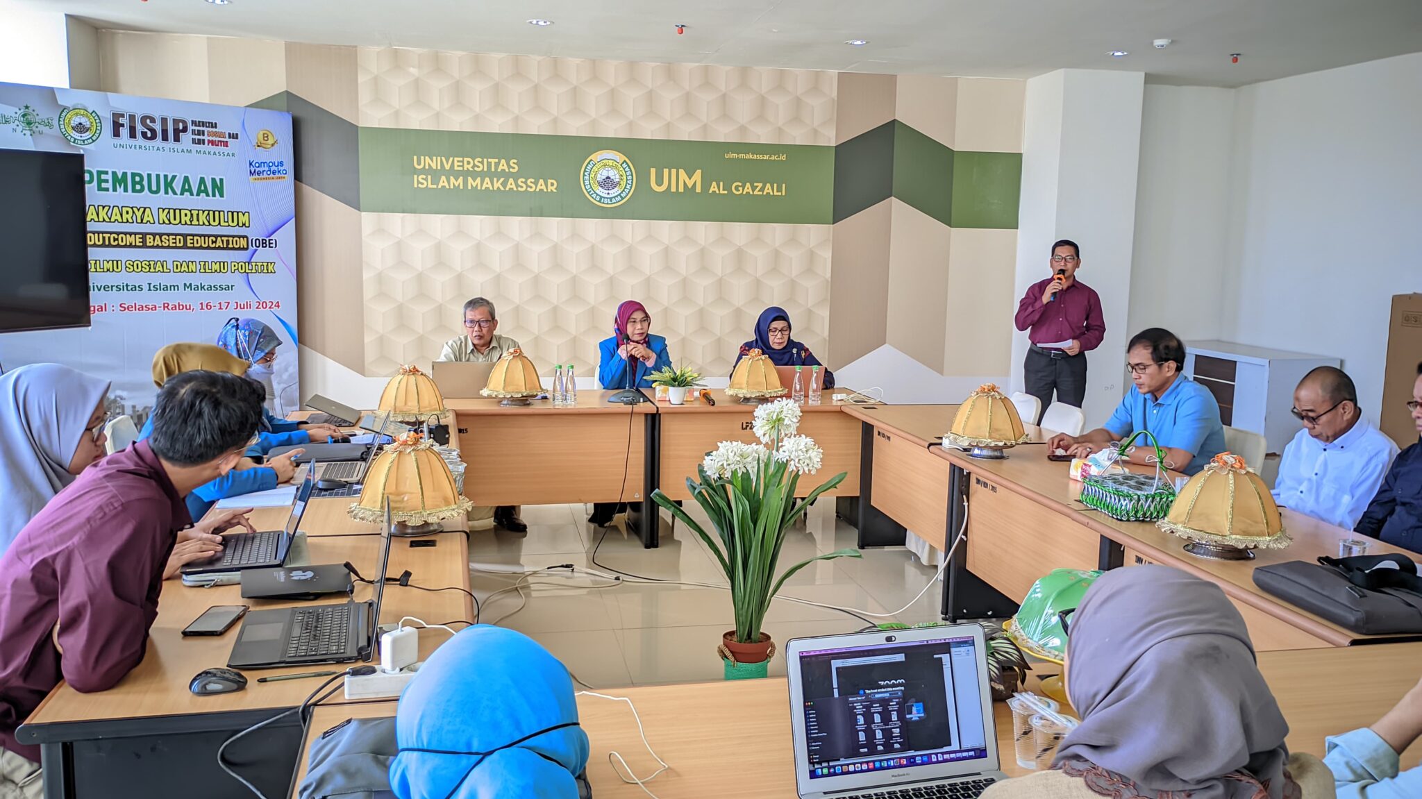 UNIVERSITAS ISLAM MAKASSAR (UIM) - KAMPUS QUR’ANI